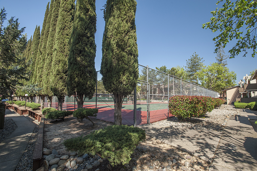 Apartments at Meridian Terrace Condominiums - Sacramento