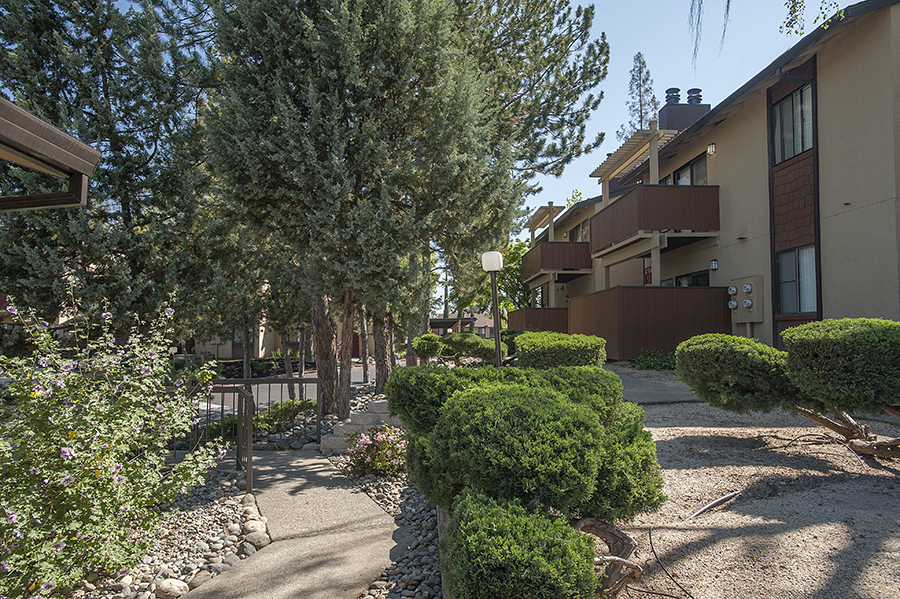 Apartments at Meridian Terrace Condominiums - Sacramento