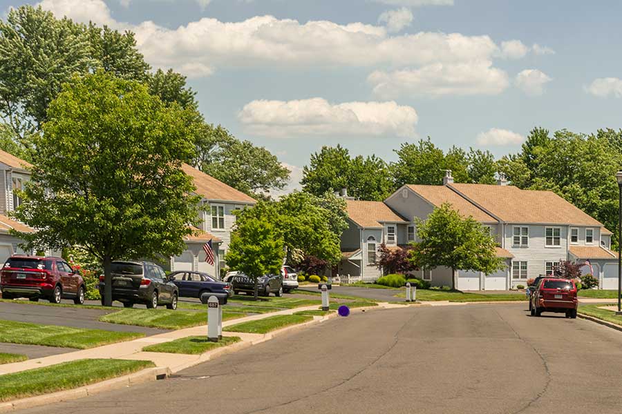 Apartments at Rose Hollow - Yardley | ApartmentSearch.com