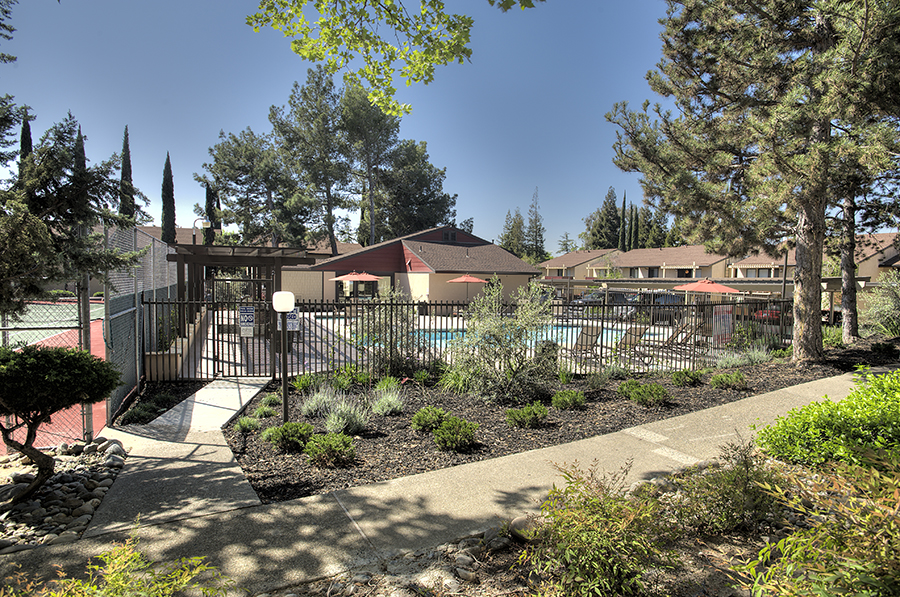 Apartments at Meridian Terrace Condominiums - Sacramento